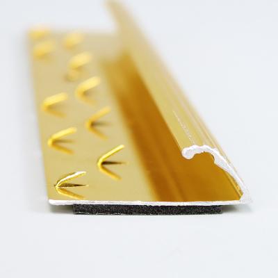 China Het gouden Tapijt van het Legeringsaluminium en het Vinylmetaalvloer Scherpen Te koop