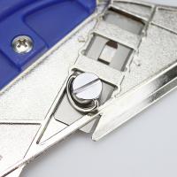China Stainless Steel Carpet Knife 30 Degree Blade Adjustable Depth Plastic Handle for sale