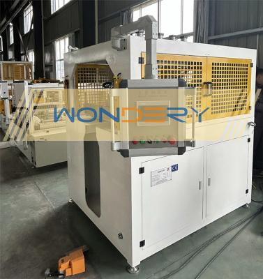 中国 サーボタイププラスチックタンク圧着機、コア高さ1050mm、アルミニウムラジエーター用自動クリンチング 販売のため