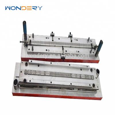 中国 中型ラジエーターコア組み立て機、1コアあたり3.5分、3年保証 販売のため