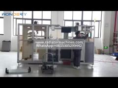 Volautomatische aluminium intercooler kunststof tank krimpmachine