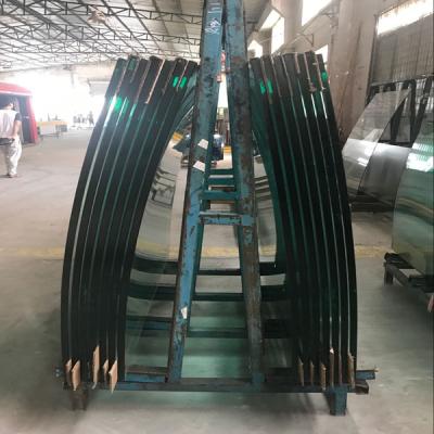 Cina Costruzione in vetro curvo su misura Serra vetro curvo balcone ringhiera blu scuro / azzurro chiaro vetro curvo di sicurezza 3mm-19mm in vendita