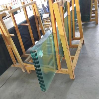 Cina Spessore 10 mm Pannello di vetro temperato Resistenza alla pressione del vento in vendita