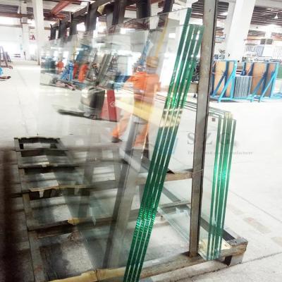 China 12 mm 1/2 inch gehard veiligheidsglas met conformiteitsstandaard in aangepaste kleur Te koop