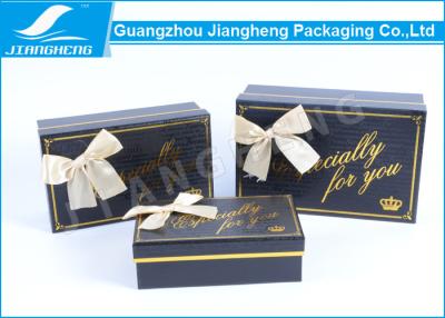 中国 黒く装飾的なボール紙のギフト用の箱、Bowknot の独特な基盤およびふたの板紙箱 販売のため