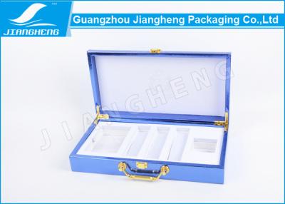 中国 PU の挿入物との青い光沢がある革ギフト用の箱の銀の熱い押すロゴ 販売のため