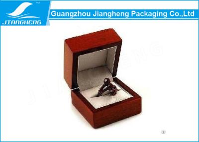 Cina Contenitori di regalo di legno durevoli dei gioielli della vernice lucida per l'esposizione stabilita dei gioielli in vendita