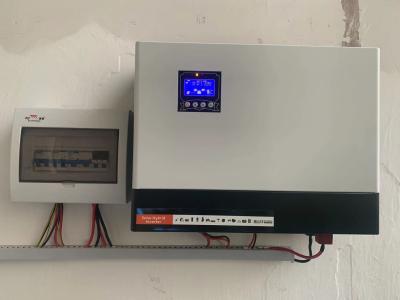 China 5KW Low Frequency Solar Inverter With 60APWM / MPPT Charge Controller for sale