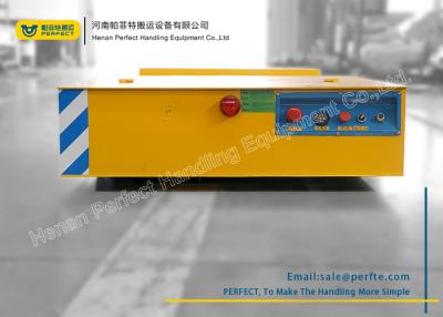 中国 十字湾の物質的な移動のカート、モーターを備えられた床平板の物品取扱いのトロリー 販売のため
