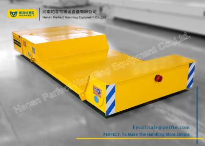 中国 十字湾の物質的な移動のカート、モーターを備えられた床平板の物品取扱いのトロリー 販売のため