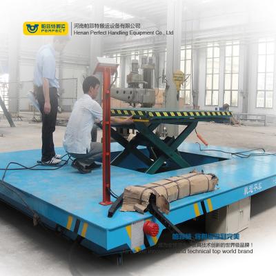 Cina Attrezzatura di maneggio del materiale su misura dei carretti del magazzino con la Tabella di sollevamento di forbici in vendita