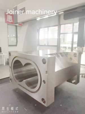 中国 320台の押出機働プロセスのための高い耐久力のあるねじバレル 販売のため