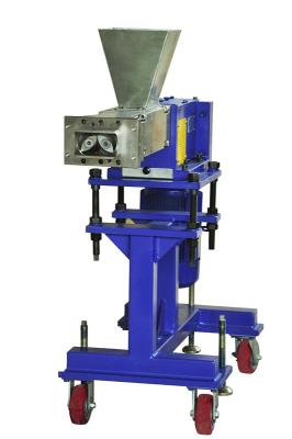 China CWJ45 Extrusor de doble tornillo Alimentador lateral con potencia del motor de 3 kW Dimensión 1300 × 650 × 1230 mm en venta
