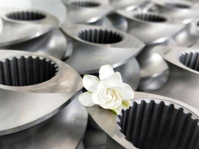 Cina Diameter 150mm Puffed Food Extruder Screw Elements in vendita