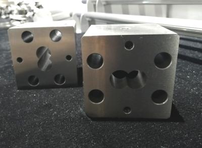 China Fazer à máquina integral do CNC da precisão do quadrado dos tambores da extrusora da máquina de testes à venda