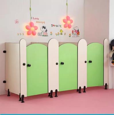 China Modern Custom Bathroom Partitions HPL Honeycomb Board Bathroom Stall Divider For Kids for sale
