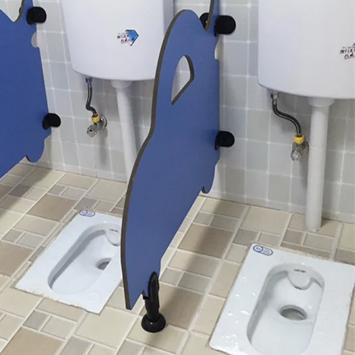 China Customized Kindergarten Toilet Partition Eco Friendly Toilet Cubicle Panels For Protection And Decoration for sale
