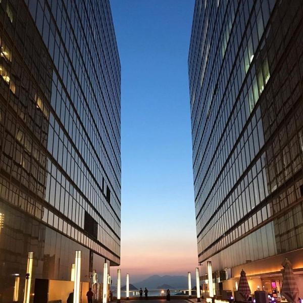 China Double Layer Structural Aluminum Glass Curtain Wall Customized For Construction Projects supplier