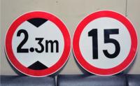 China Galvanized Sheet Rectangle 3.0mm Traffic Warning Signs for sale