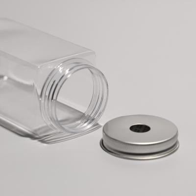 China Customized Color PET Plastic Bottle with Screw On Lid for Beverages for sale