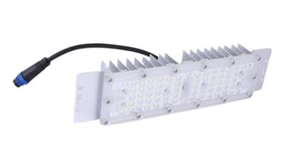Cina Modulo LED ad alta potenza 7500lm 10 / 25 / 40 / 60 / 90 gradi per luci LED per interni ed esterni 50W 60W in vendita