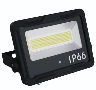 China 5 Year Warranty Outdoor Glass Cover 50w 100w 150w Led Floodlight for sale