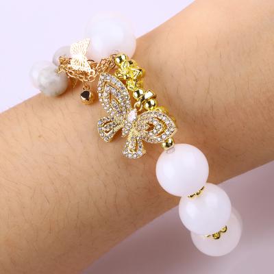 China Natural White Agate 14MM  Crystal Single Circle Hand String Butterfly Charm Bracelet For Gift for sale
