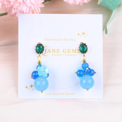 Cina Orecchini a base di perline di cristallo di calcedonia blu, fatti a mano, per uso quotidiano in vendita