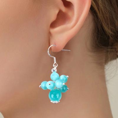 Cina Fatto a mano Lago leggero Giada blu Guarigione spirituale Ronda Perla Fiore Dangle Orecchino Per Gioielli Regalo in vendita