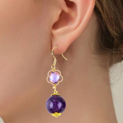 Cina Fabbricazione a mano Ametista Cristallo naturale 14MM Grande forma rotonda Con perline Orecchino a corto angolo per gioielli regalo in vendita