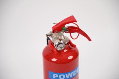 China 8 Sekunden Abbauzeit-trockenen Pulver-Feuerlöscher mit Strecke 4m zu verkaufen