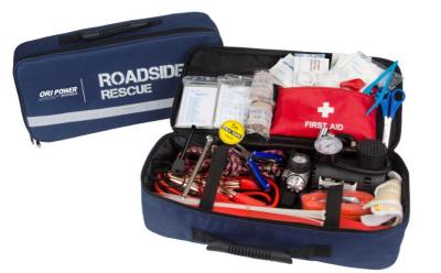 China 43.5cm Triangular Warming Travel First Aid Kit With Emergency Mylar Blanket 130*210cm Size for sale