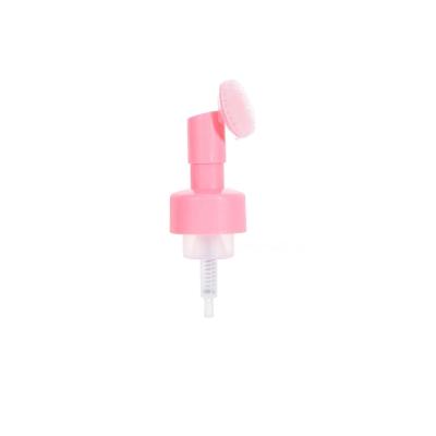 China 42mm Mousse Foam Pump Dispenser Facial Soap Plastic Silicone Brush Pump Spray Bottle PP Plastic Facial Heart Shaped for sale