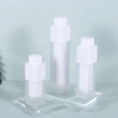 China Rotate Airless Pump Bottle With 15ml 30ml 50ml Capacity Commonly Used for Personal Care for sale