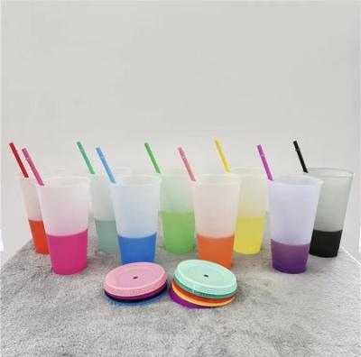 China Temperature Sense Gradient Drinking Cup 700ml 24oz Plastic With Straw And Lid for sale