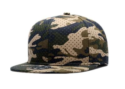 China Adult 100% Camo Snapback Hats , Men Hip Hop Snapback Caps With Plastic Buckle for sale