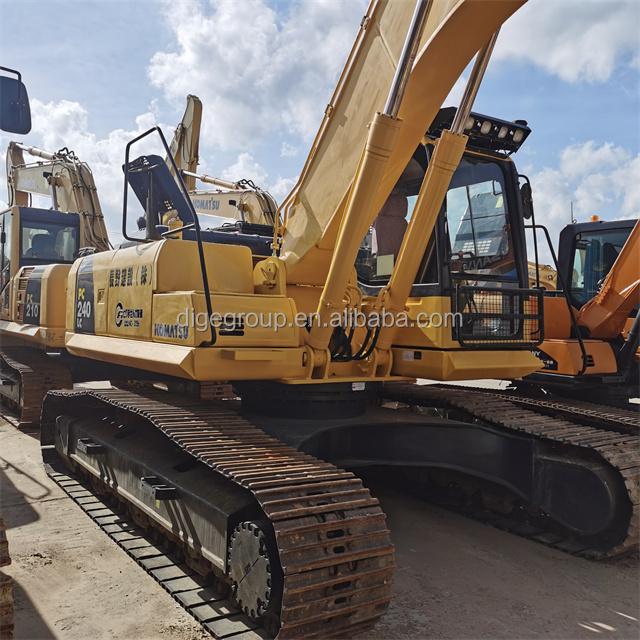 KOMATSU PC 240-8 Excavator side view