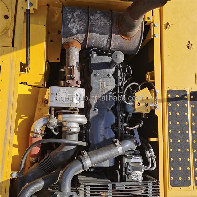 KOMATSU PC 240-8 Excavator undercarriage