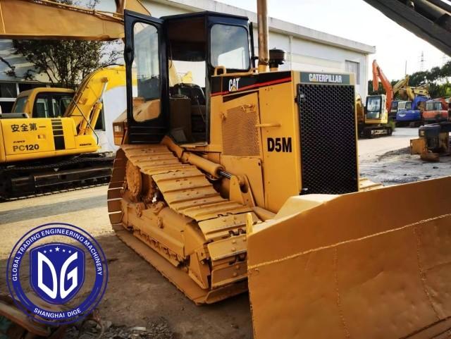 Caterpillar D5M With excellent power durability and high efficiency Japanese Caterpillar D5M Bulldozer