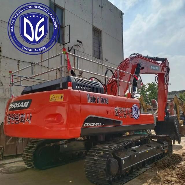 Doosan DX340 With excellent power durability and high efficiency Korean Doosan DX340 Large Excavator