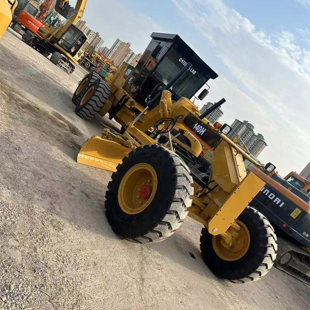 Reliable Caterpillar CAT140H Used Grader Durable and High Performance Grader