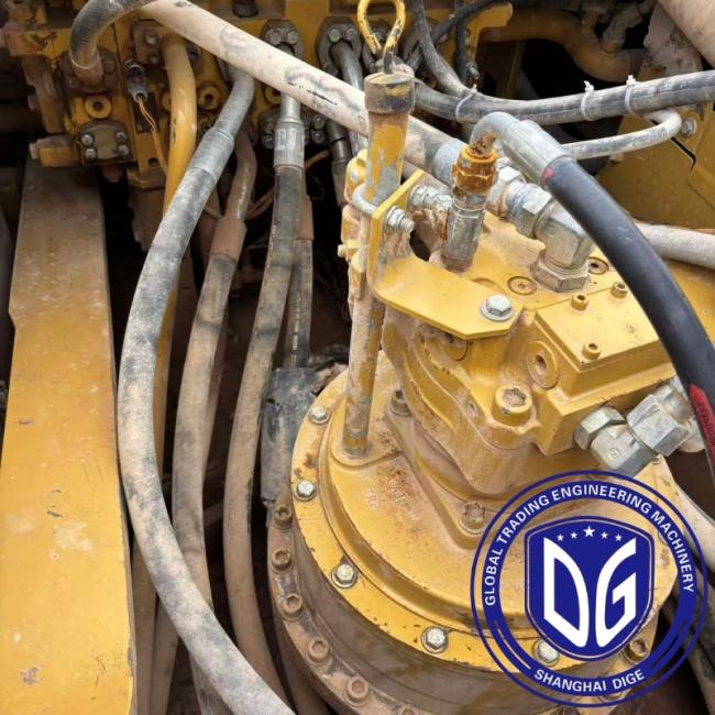 CAT 336 Excavator working