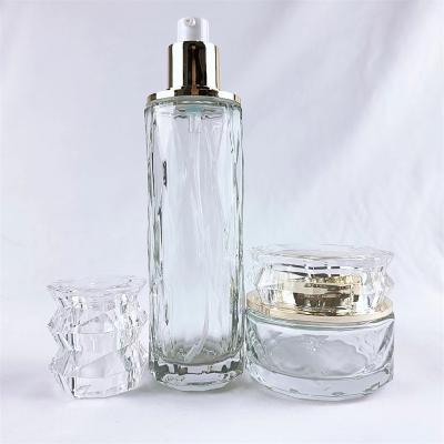 Cina Personal Skin Care Elegant Logo Printing Cosmetic Glass Packaging in vendita