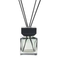 China Square Glass Reed Diffuser Bottle 100ml Aromatherapy Essential Oil Container for sale