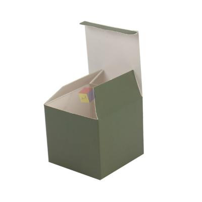 China Customized Stamping Logo Candle Boxes for Eco Friendly and Affordable Packaging for sale