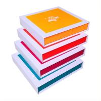 China Magnetic Close Rigid Cardboard Custom Gift Macaron Box with Insert 100pcs for sale