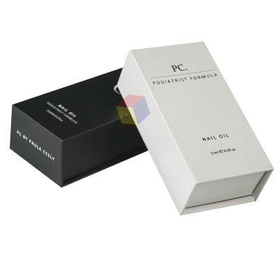 Cina Scatole di imballaggio per oli essenziali a chiusura magnetica singola Cartone rigido con inserto di schiuma in vendita