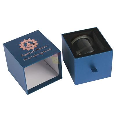 Cina Carta di cartone rigida fatta a mano Logo personalizzato Luxury Sliding Drawer Candela profumata Scatola regalo con inserto di schiuma in vendita