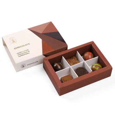 中国 スライド式引き出しカスタム食品グレード紙フラットキャンディーチョコレートボックスギフト包装（仕切り付き） 販売のため