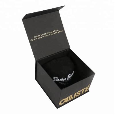 中国 卸売カスタムロゴブラック磁気ギフト包装折りたたみ帽子箱紙リジッド段ボール 販売のため